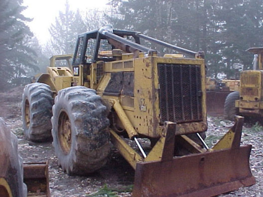 MACHINES D'OCCASION CATERPILLAR A VENDRE CHEZ SKO-CONGO